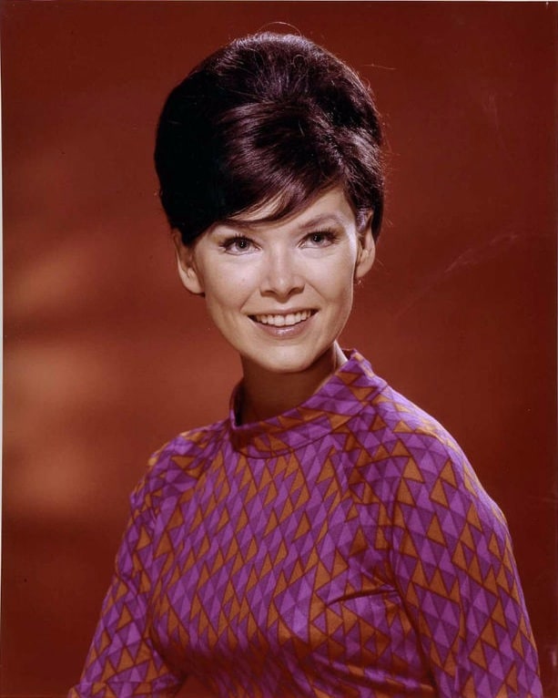 Picture of Yvonne Craig