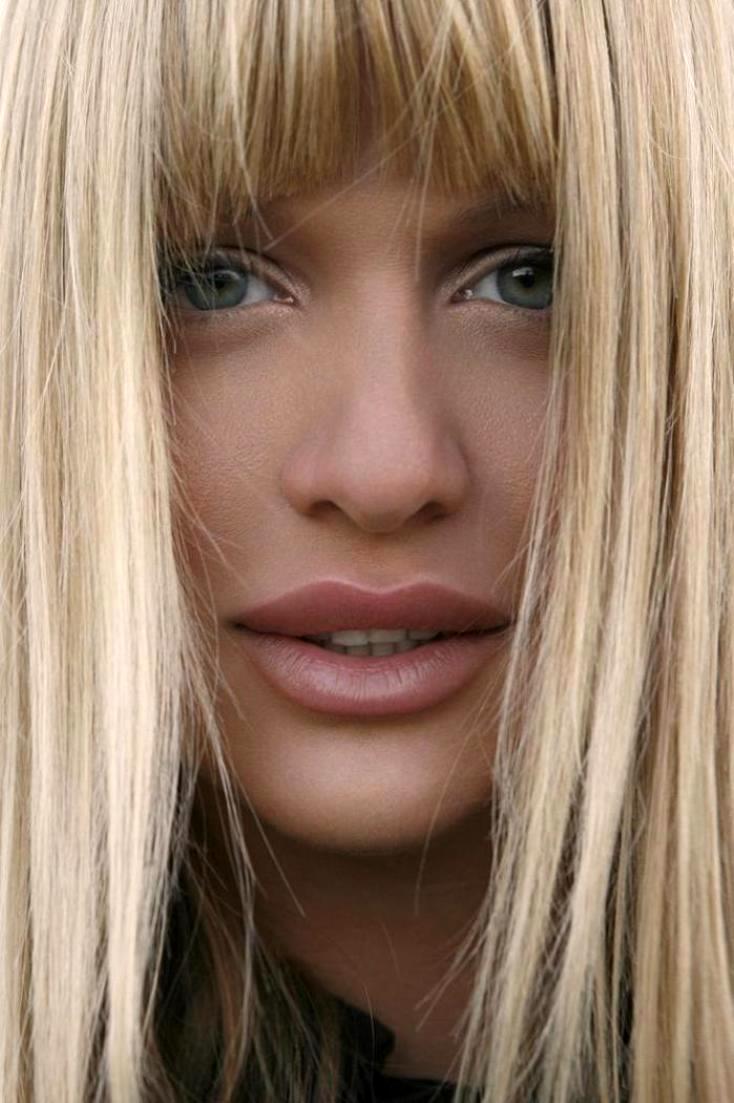 Viktoriya Lopyreva picture