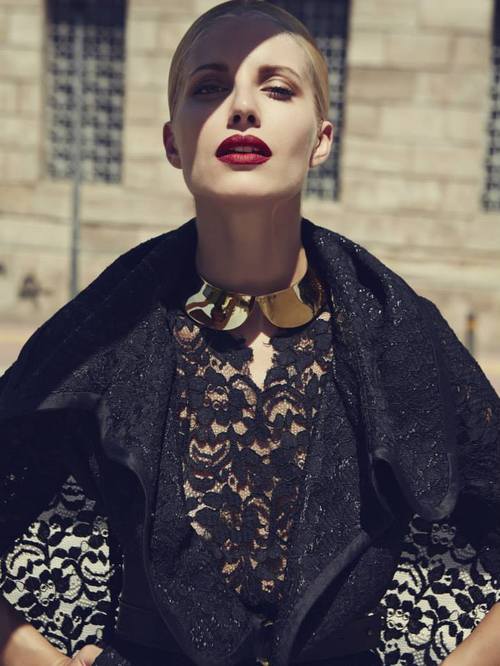 Evaggelia Aravani picture