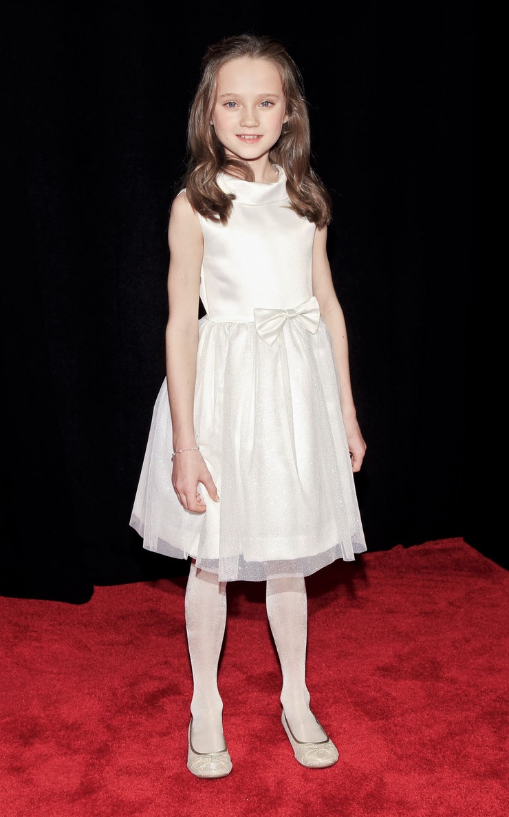 Isabelle Allen image