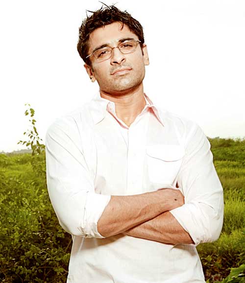Picture of Eijaz Khan