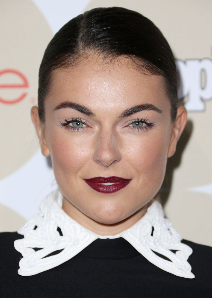 Serinda Swan image