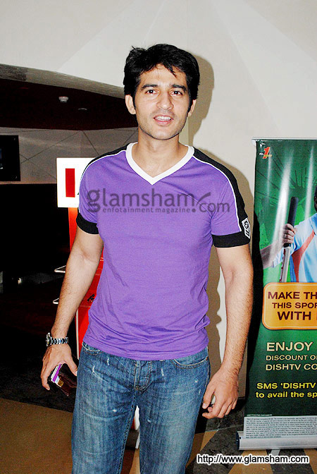 Hiten Tejwani image