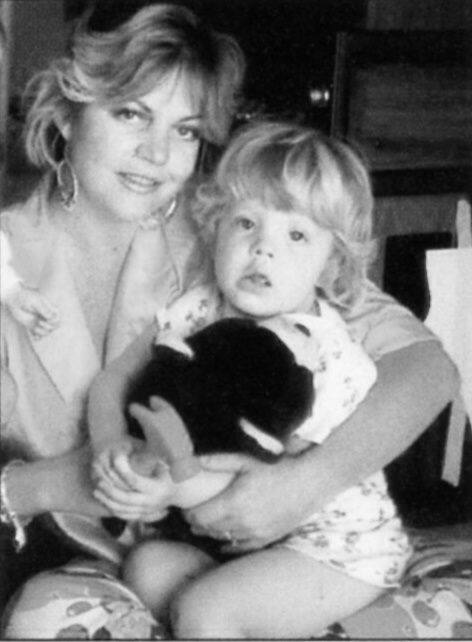 Picture of Candice Rialson