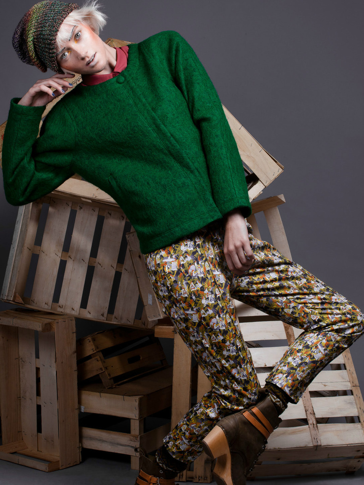 Ali Whitfield image