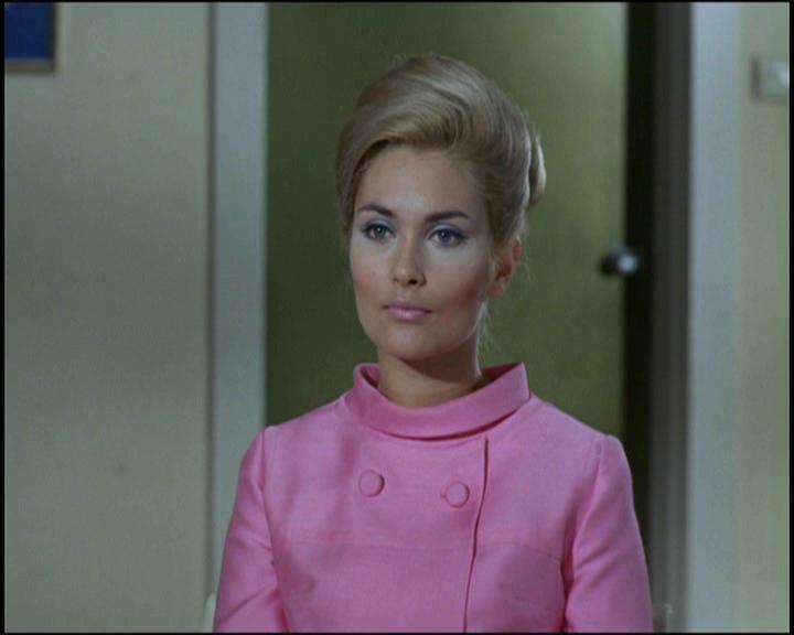 Sharron Macready picture