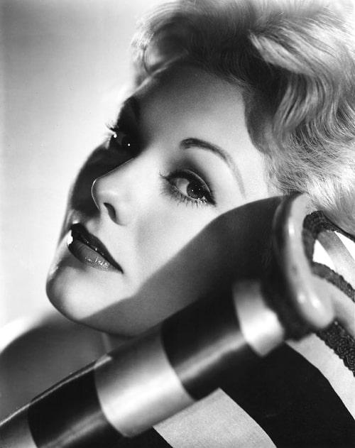 Picture Of Kim Novak