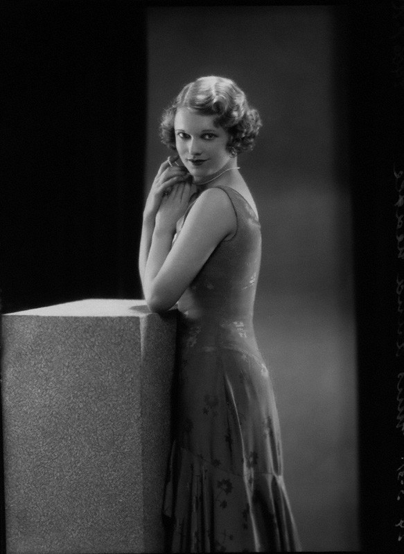 Picture of Anna Neagle