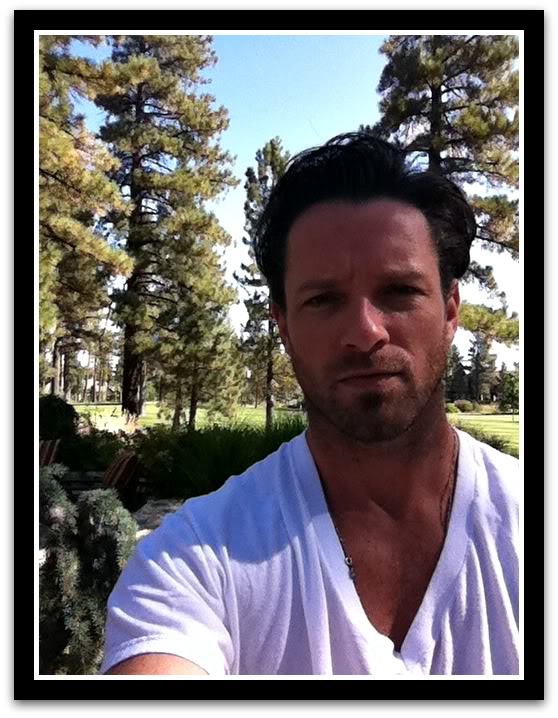 Picture of Ian Bohen