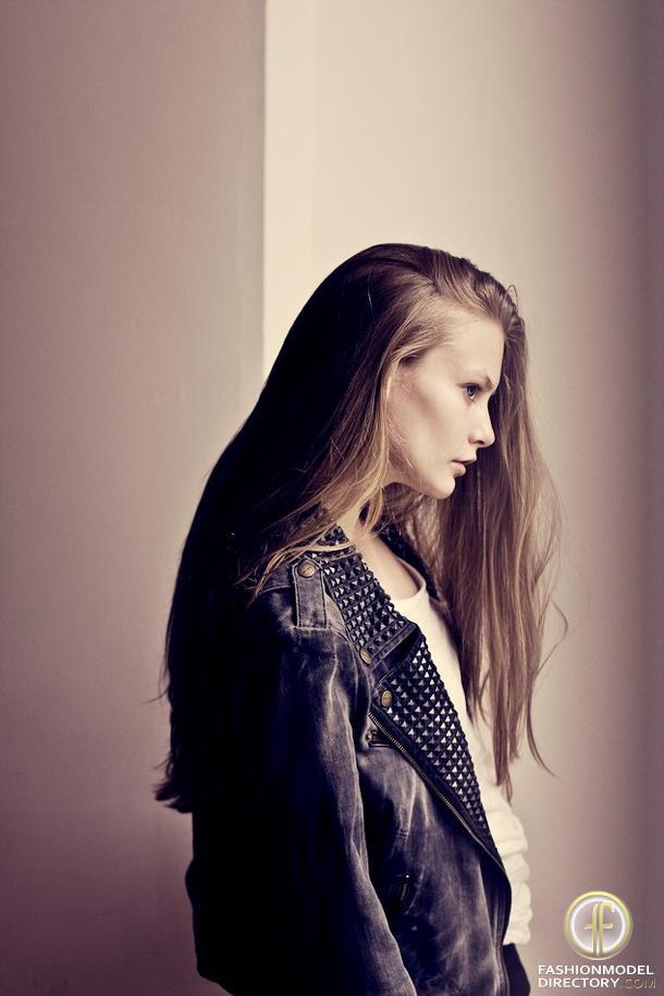 Picture of Cassi Lee