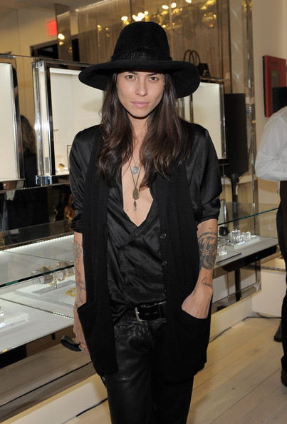 Picture of Tasya Van Ree