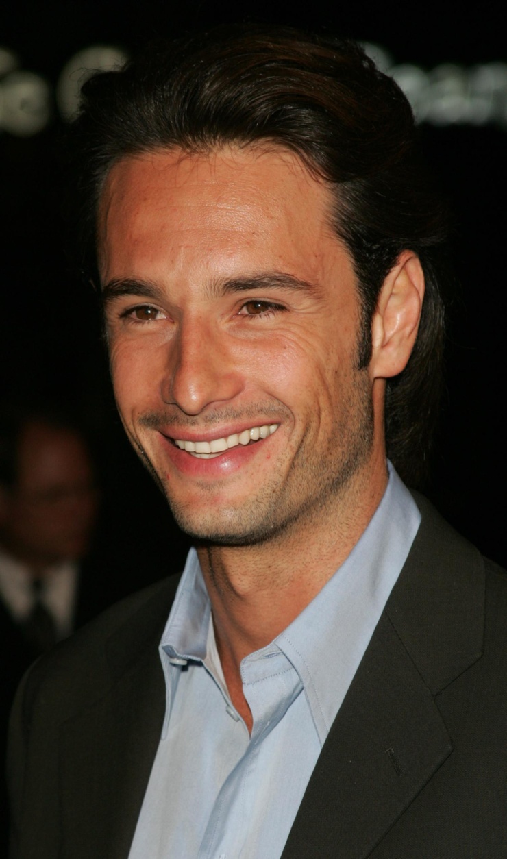 Picture of Rodrigo Santoro