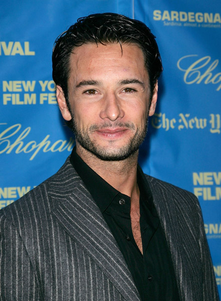 Picture of Rodrigo Santoro