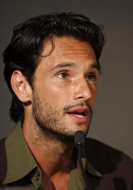 Picture of Rodrigo Santoro