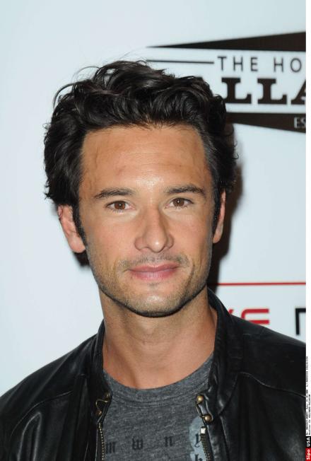 Picture of Rodrigo Santoro