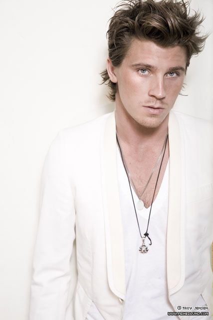 Picture of Garrett Hedlund