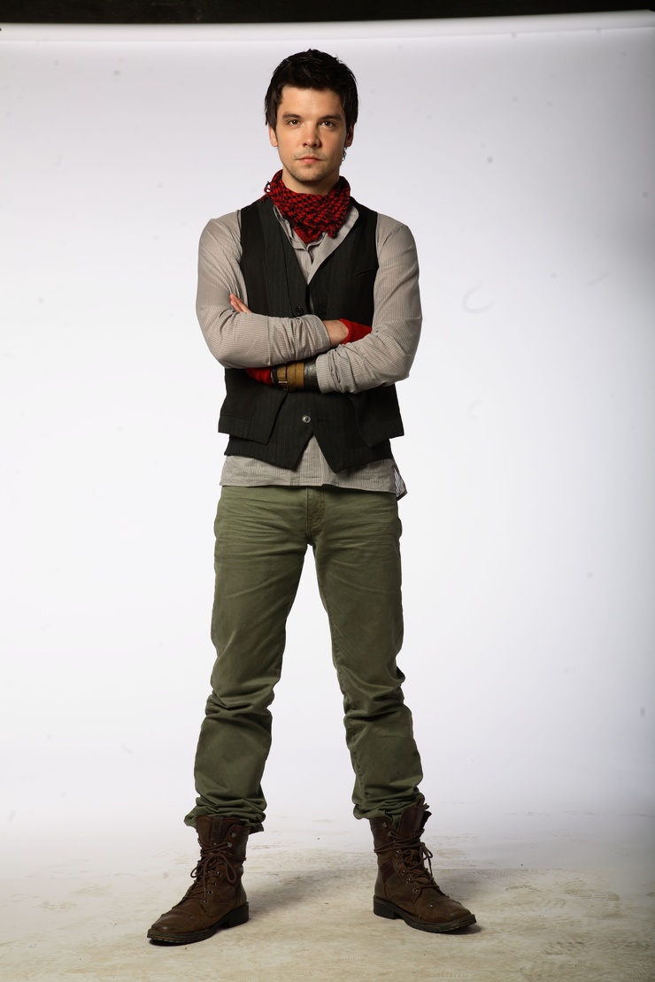 Andrew Lee Potts picture