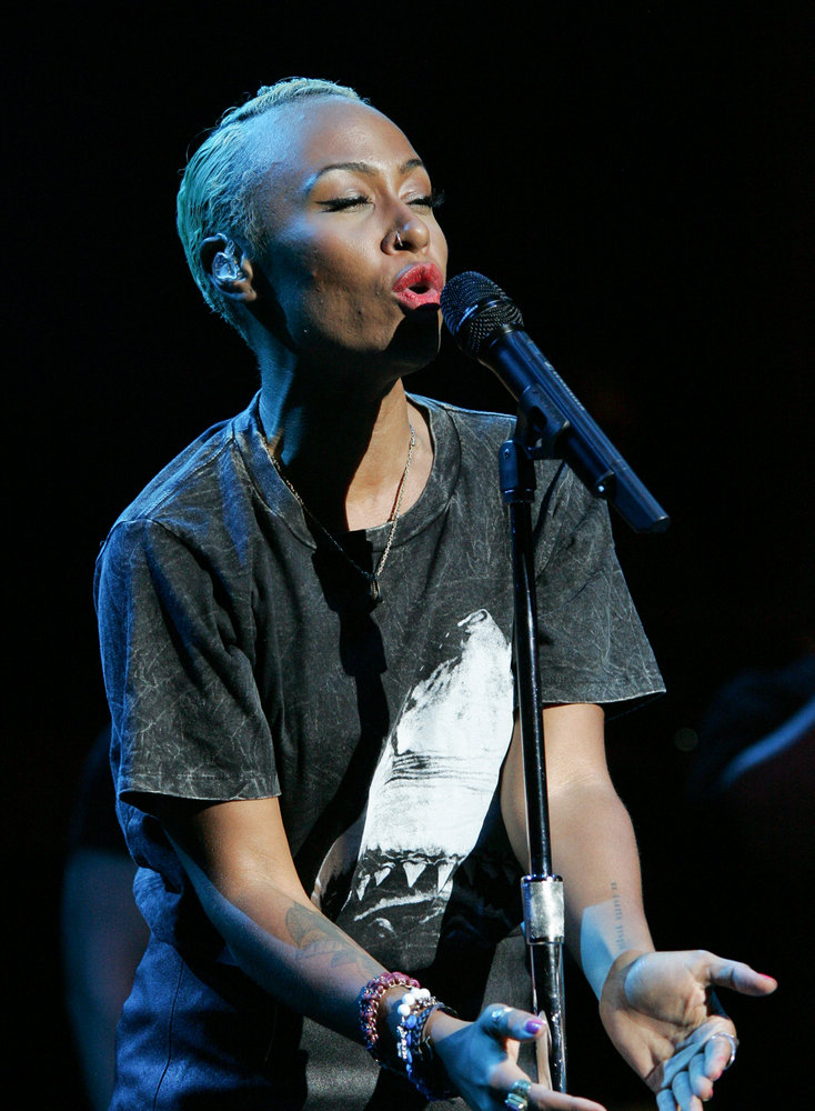 Emeli Sande picture