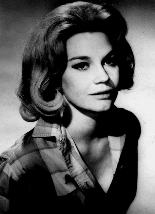 Picture of Elizabeth MacRae