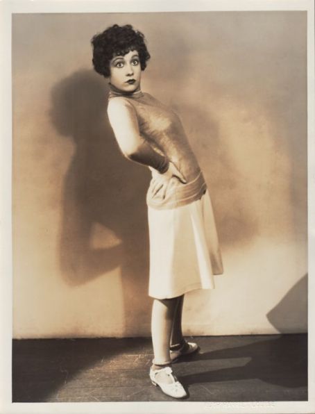 Phyllis Crane image