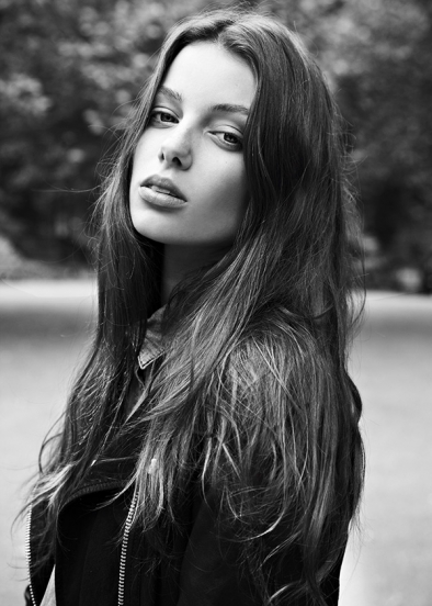 Picture of Sarah Burns model