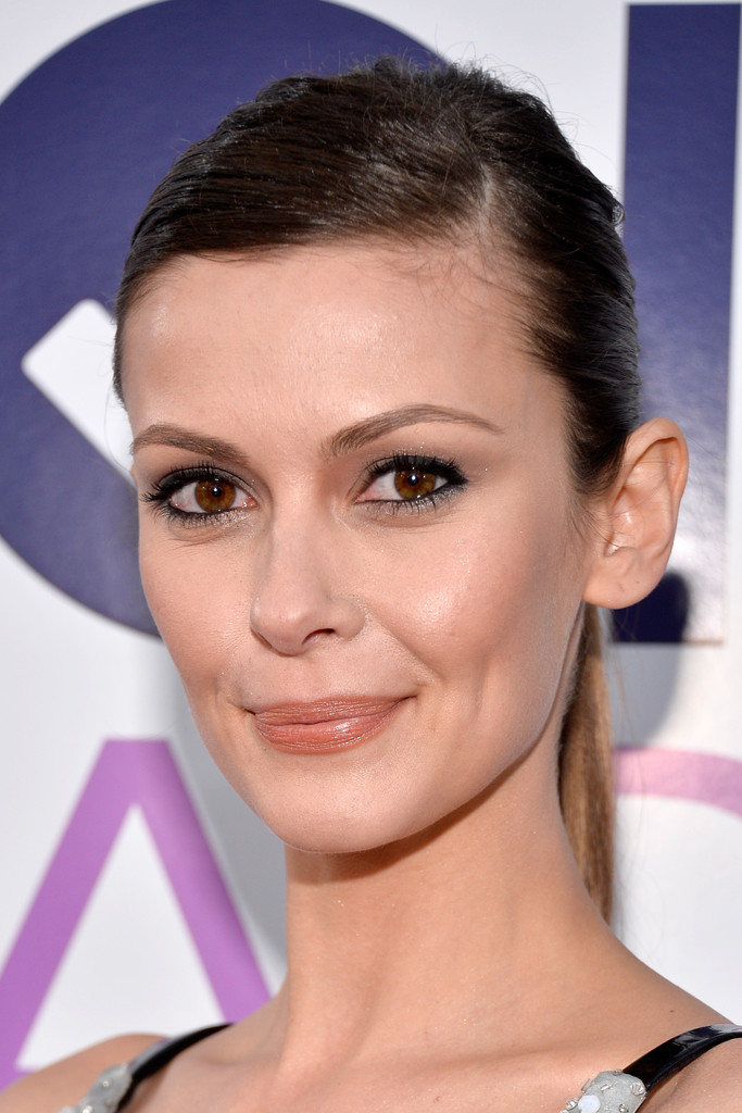 Picture of Olga Fonda