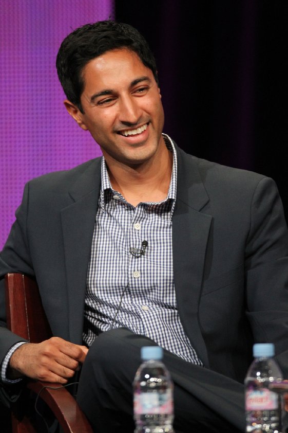 Maulik Pancholy picture