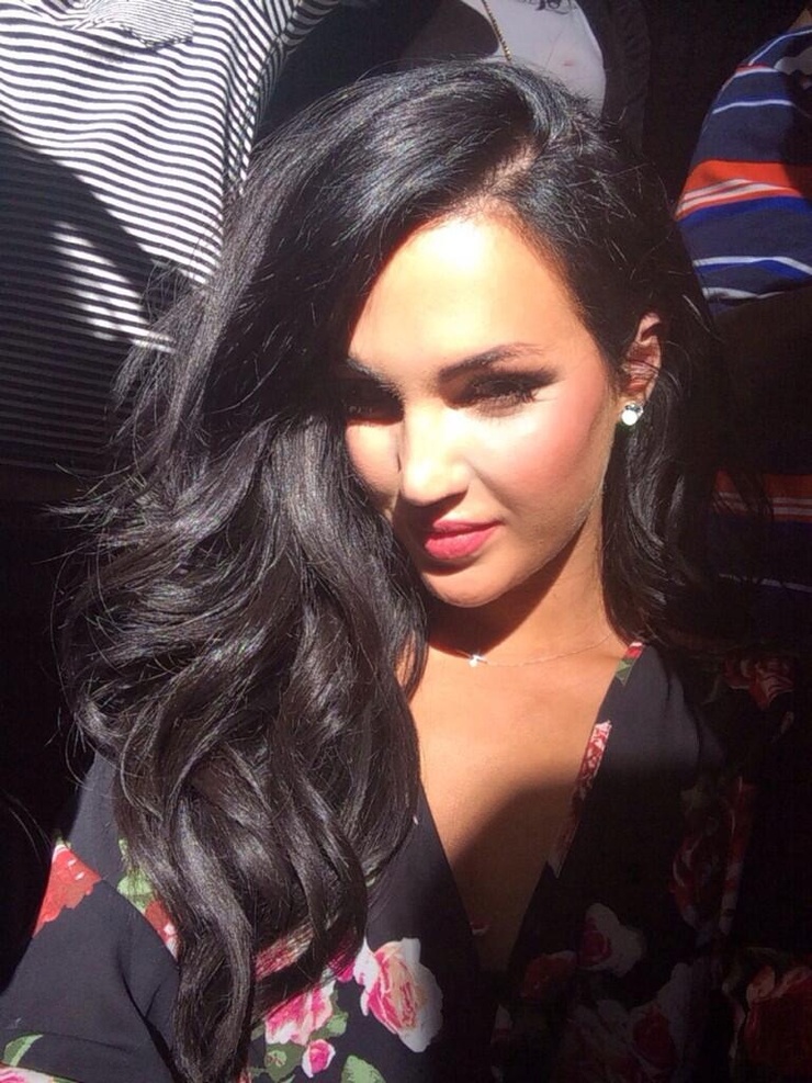 Natalie Halcro image