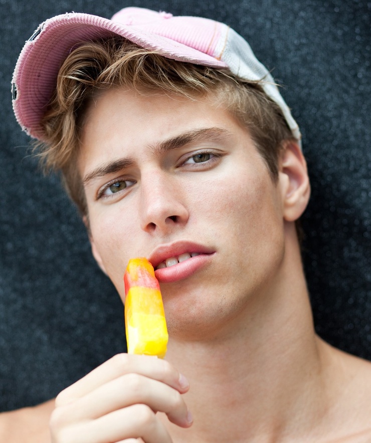 Picture of Sven Csongar