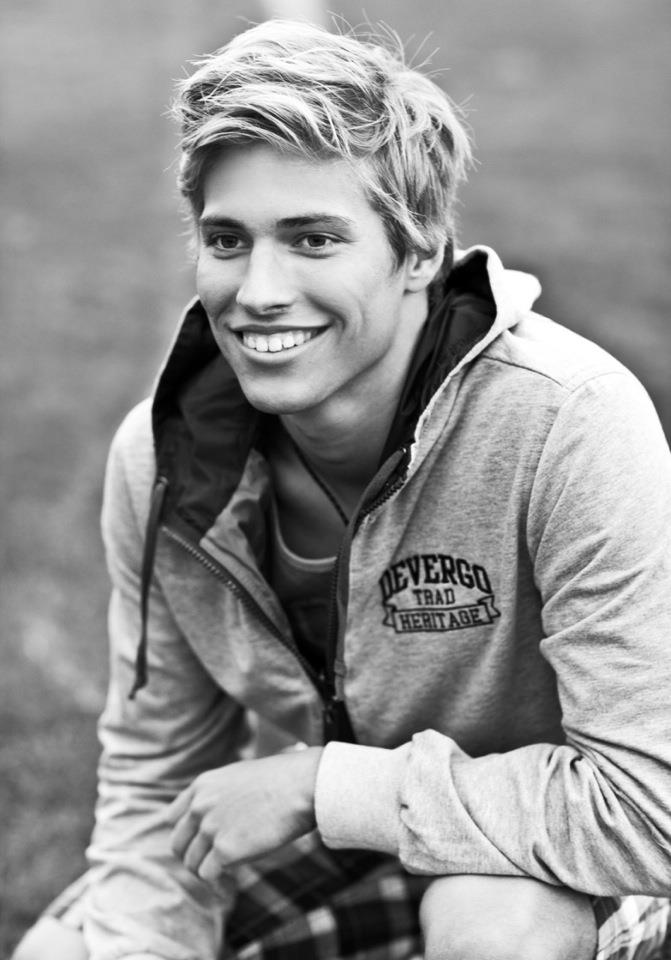 Picture of Sven Csongar