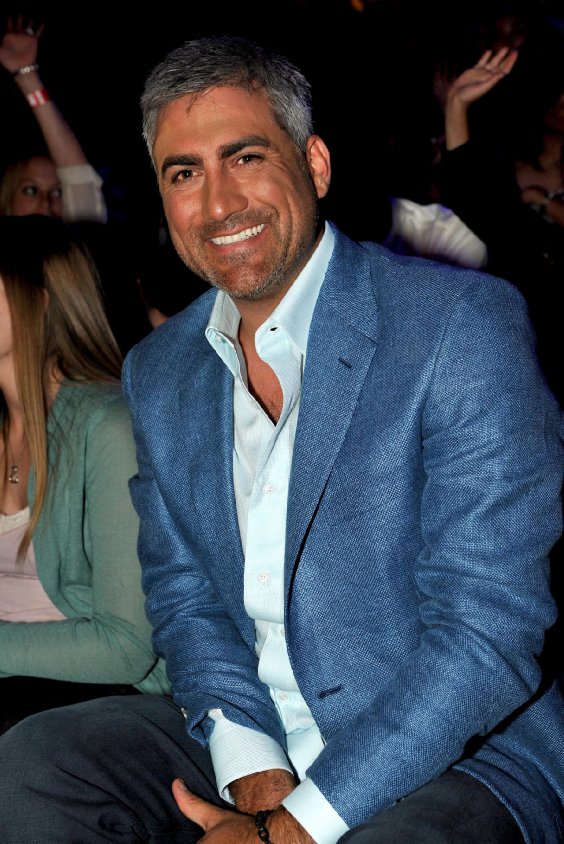 Taylor Hicks image