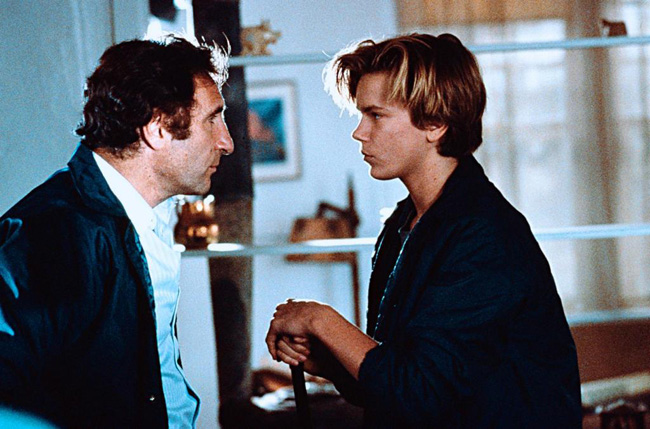 Running on Empty (1988) image