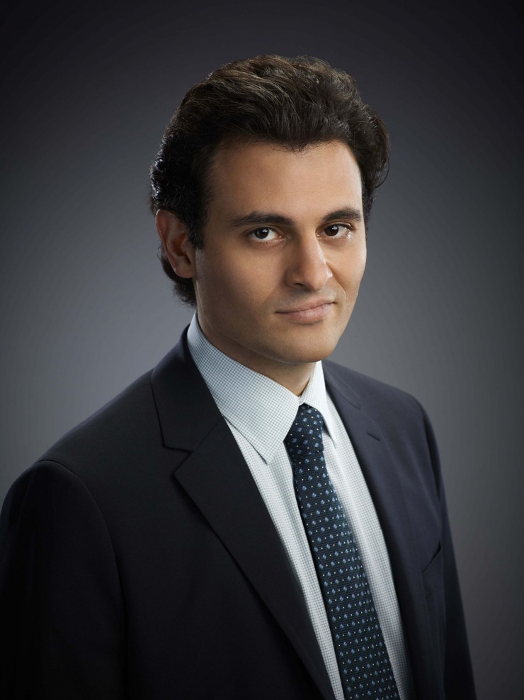 Picture of Arian Moayed