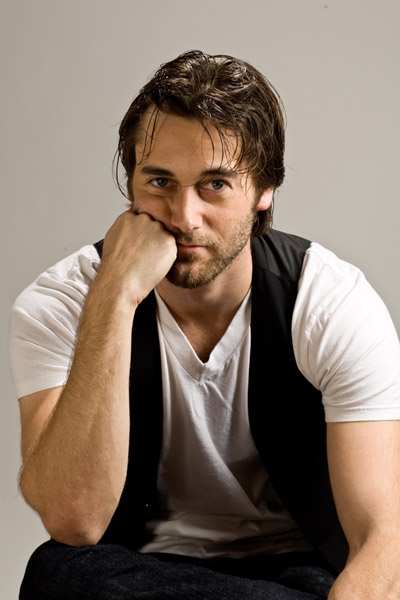 Picture of Ryan Eggold