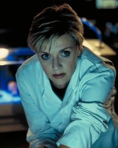 Image of Amanda Tapping