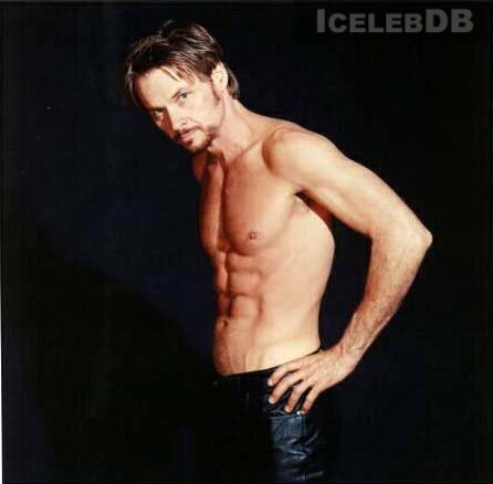 Picture of Stephen Nichols