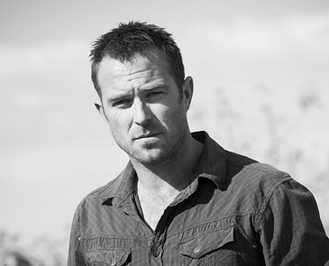 Picture of Sullivan Stapleton