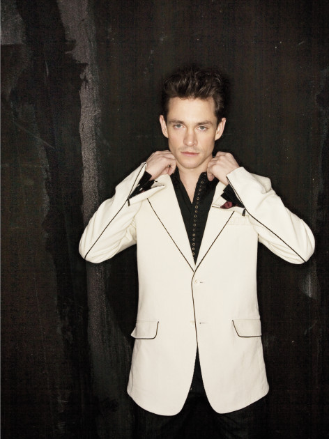 Picture of Hugh Dancy