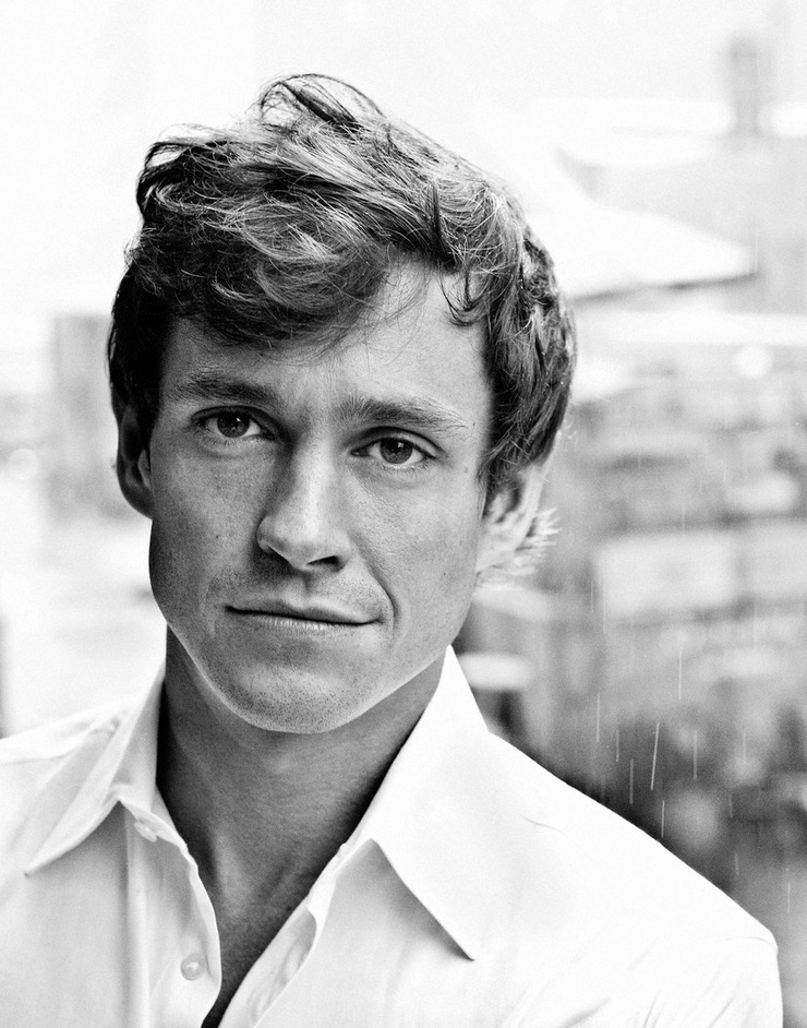Picture of Hugh Dancy
