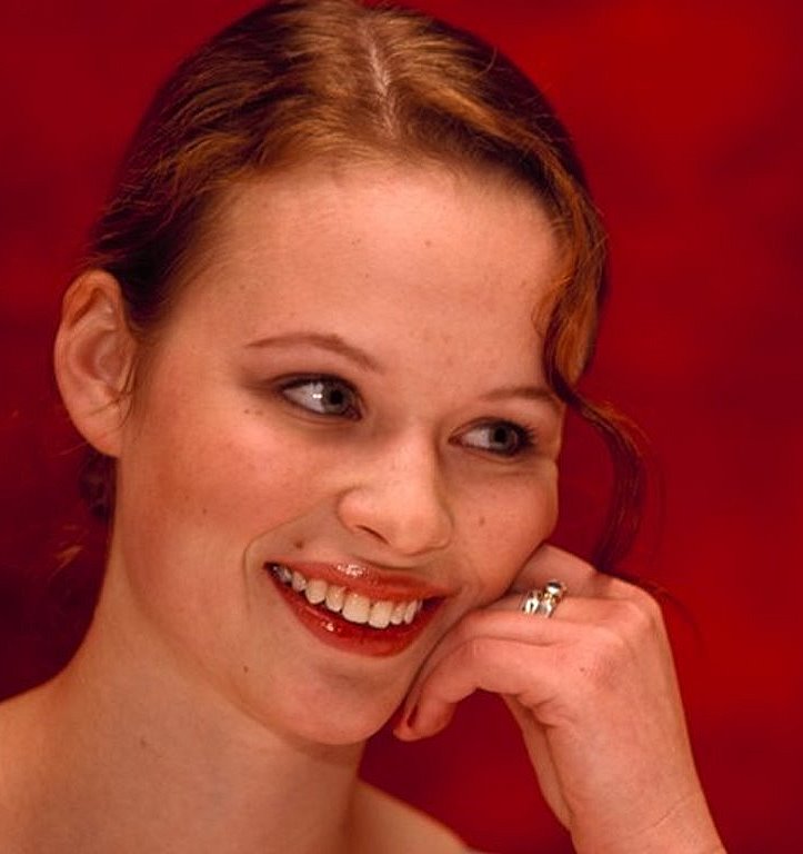 Picture of Thora Birch