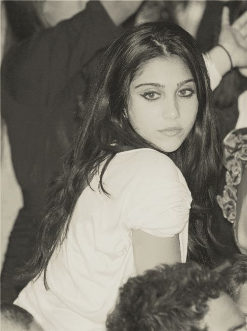 Picture of Lola Leon