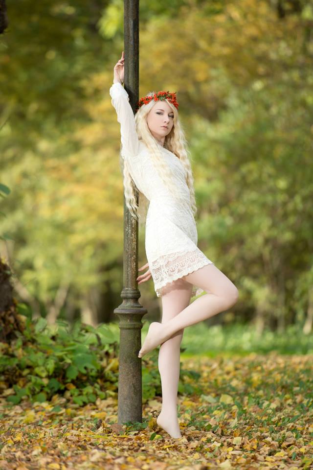 Maria Amanda - Autumn