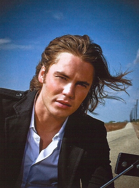 Picture of Taylor Kitsch