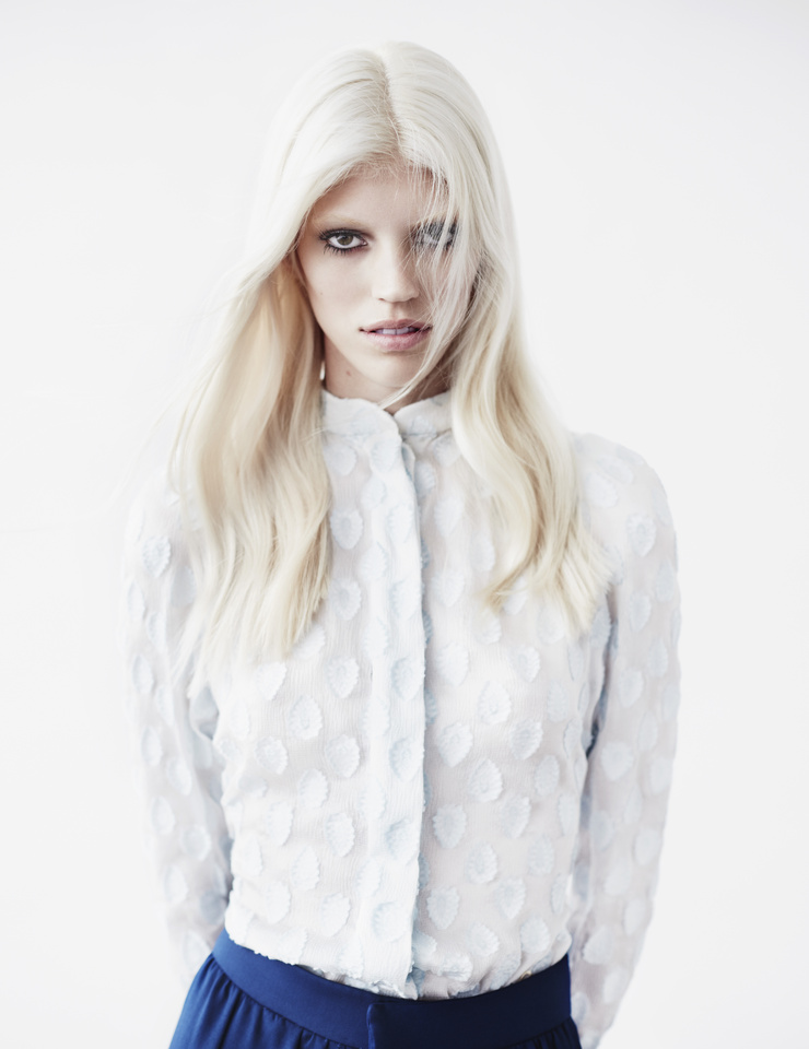 Devon Windsor picture