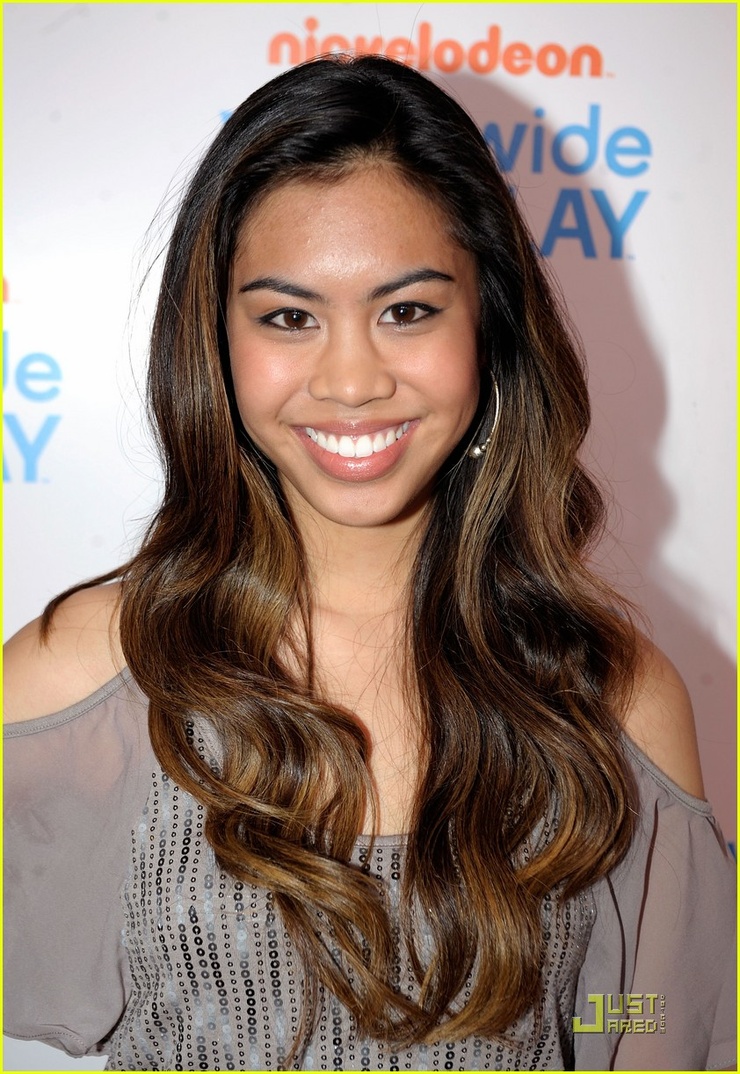 Ashley Argota picture