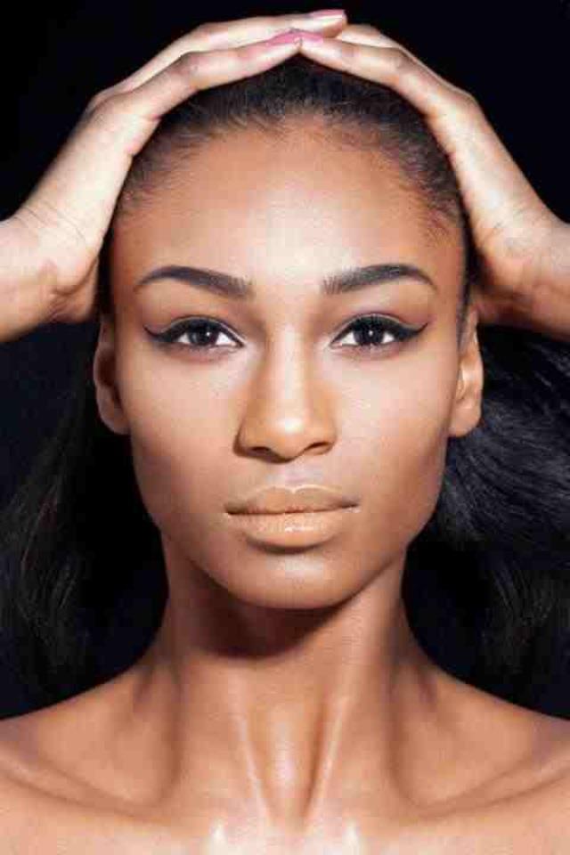 Picture of Nadine Mendes