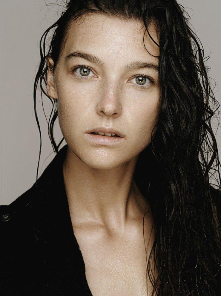 Stephanie Joy Field picture