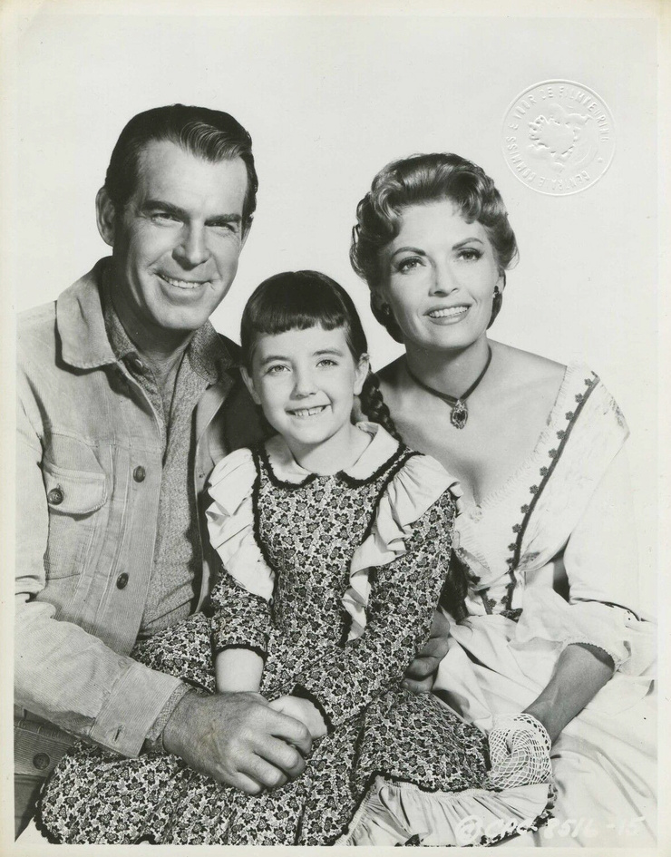 Fred MacMurray, Gina Gillespie, Dorothy Green