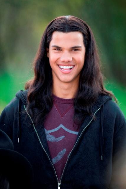 Taylor Lautner image