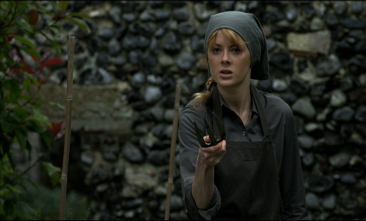 Emily Beecham picture